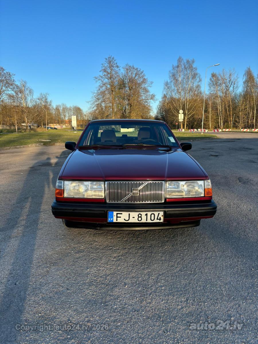 Sarkans Volvo 940 1995 Rīga, ar dzinēja tilpumu 2.40 L un nobraukumu 365 tūkst. km par 5200 €, foto 8 vietnē AUTOMOTO.COM.LV