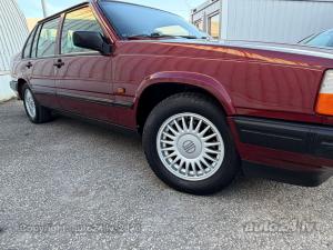 Sarkans Volvo 940 1995 Rīga, ar dzinēja tilpumu 2.40 L un nobraukumu 365 tūkst. km par 5200 €, foto 18 vietnē AUTOMOTO.COM.LV