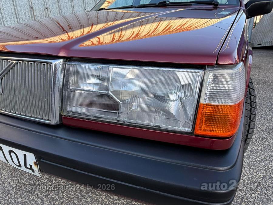Sarkans Volvo 940 1995 Rīga, ar dzinēja tilpumu 2.40 L un nobraukumu 365 tūkst. km par 5200 €, foto 19 vietnē AUTOMOTO.COM.LV