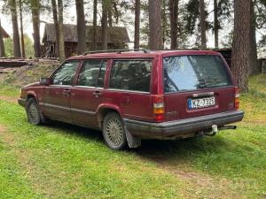 Sarkans Volvo 940 1995 Jelgava, ar dzinēja tilpumu 2.40 L un nobraukumu 360 tūkst. km par 2900 €, foto 4 vietnē AUTOMOTO.COM.LV