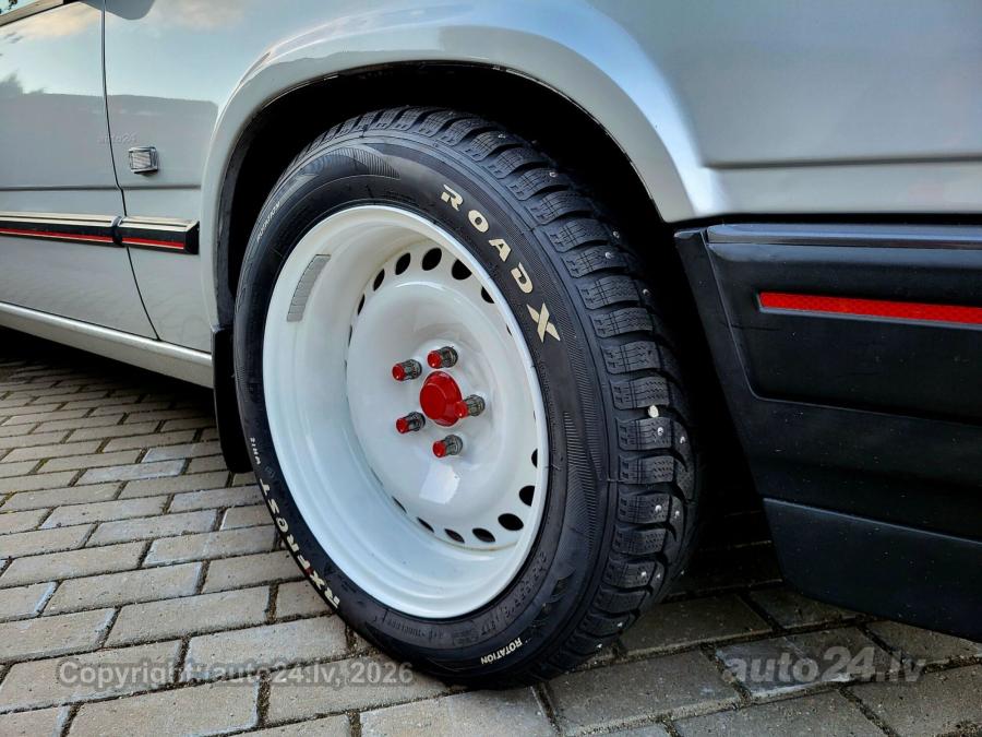 Volvo 940 1991 in Parnu, with an engine capacity of 2.30 L and mileage of 460 thousand km for 9000 €, photo 21 on AUTOMOTO.COM.LV