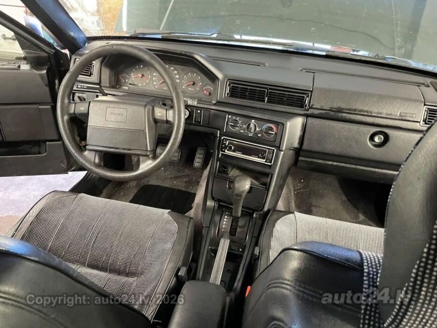 Volvo 940 1996 in Tallinn, with an engine capacity of 2.30 L and mileage of 262 thousand km for 4999 €, photo 8 on AUTOMOTO.COM.LV