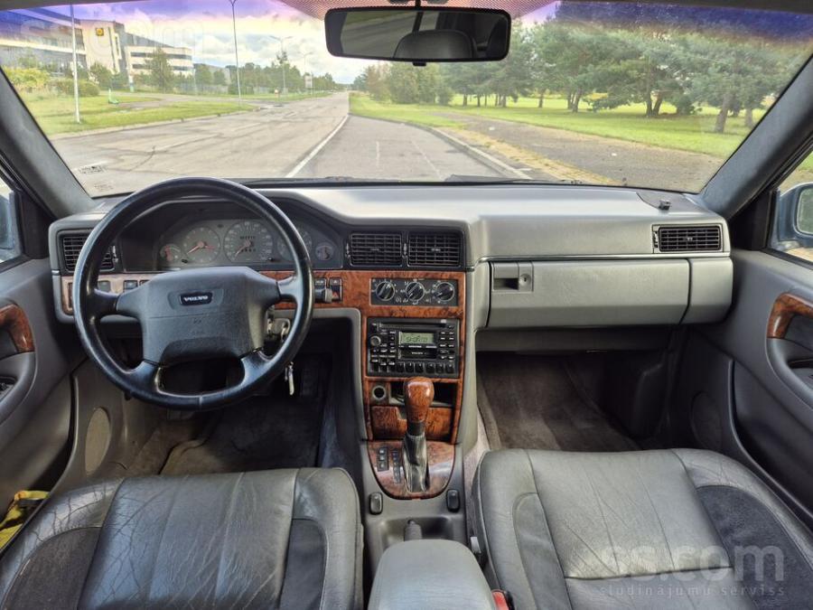 Blue Volvo 960 1998 in Riga, with an engine capacity of 3.00 L and mileage of 302 thousand km for 3500 €, photo 8 on AUTOMOTO.COM.LV