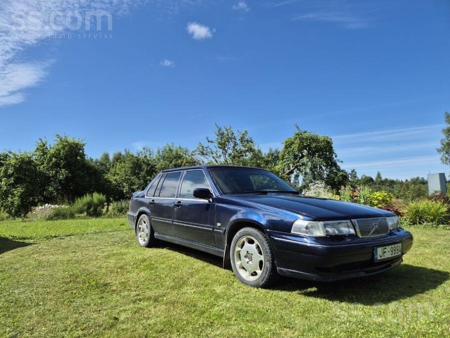 Blue Volvo 960 1998 in Riga, with an engine capacity of 3.00 L and mileage of 302 thousand km for 3500 €, photo 14 on AUTOMOTO.COM.LV