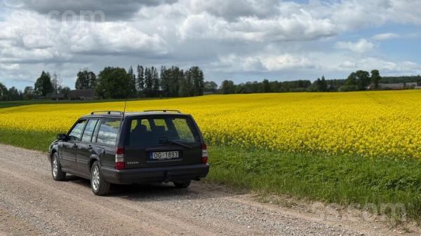 Blue Volvo 960 1997 in Riga, with an engine capacity of 3.00 L and mileage of 440 thousand km for 3500 €, photo 5 on AUTOMOTO.COM.LV