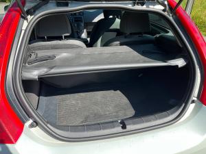 Beige Volvo C30 2009 in Johvi, with an engine capacity of 1.60 L and mileage of 210 thousand km for 2800 €, photo 12 on AUTOMOTO.COM.LV
