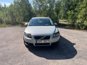 Beige Volvo C30 2009 in Johvi, with an engine capacity of 1.60 L and mileage of 210 thousand km for 2800 €, photo 16 on AUTOMOTO.COM.LV