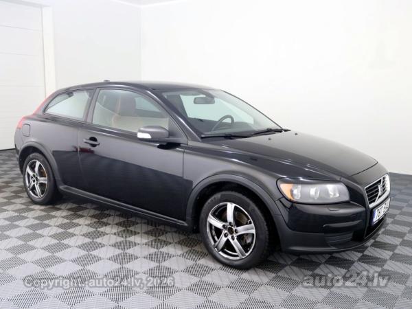 Black Volvo C30 2007 in Tallinn, with an engine capacity of 1.80 L and mileage of 264 thousand km for 1497 €, photo 1 on AUTOMOTO.COM.LV