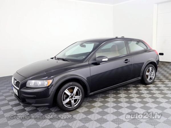 Black Volvo C30 2007 in Tallinn, with an engine capacity of 1.80 L and mileage of 264 thousand km for 1497 €, photo 2 on AUTOMOTO.COM.LV