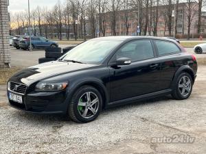 Black Volvo C30 2007 in Narva, with an engine capacity of 1.80 L and mileage of 264 thousand km for 2499 €, photo 13 on AUTOMOTO.COM.LV