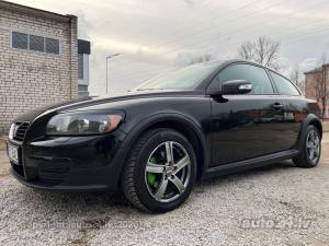 Black Volvo C30 2007 in Narva, with an engine capacity of 1.80 L and mileage of 264 thousand km for 2499 €, photo 16 on AUTOMOTO.COM.LV