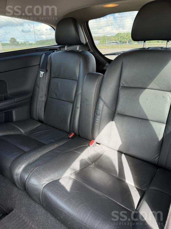 Melns Volvo C30 2007 Jūrmala, ar dzinēja tilpumu 2.40 L un nobraukumu 338 tūkst. km par 3500 €, foto 7 vietnē AUTOMOTO.COM.LV