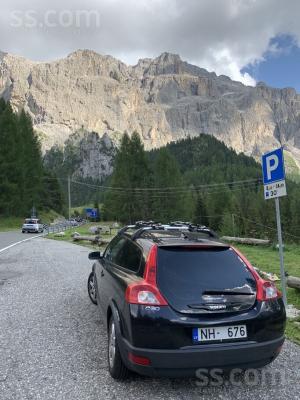 Melns Volvo C30 2007 Rīga, ar dzinēja tilpumu 1.60 L un nobraukumu 449 tūkst. km par 3995 €, foto 17 vietnē AUTOMOTO.COM.LV