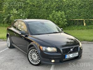 Черный Вольво Ц30 2007 в Елгава, объемом двигателя 2.40 л и пробегом 275 тыс. км за 3950 €, фото  на AUTOMOTO.COM.LV