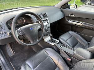 Black Volvo C30 2007 in Jelgava, with an engine capacity of 2.40 L and mileage of 275 thousand km for 3950 €, photo 12 on AUTOMOTO.COM.LV