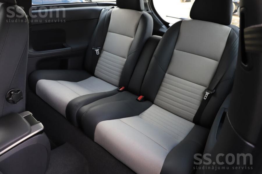 Melns Volvo C30 2007 Tukums, ar dzinēja tilpumu 2.40 L un nobraukumu 218 tūkst. km par 4290 €, foto 14 vietnē AUTOMOTO.COM.LV