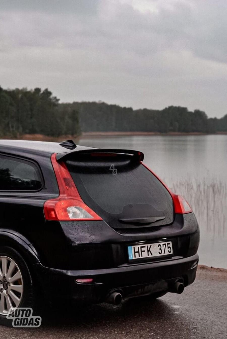 Melns Volvo C30 2007 Pabradė, ar dzinēja tilpumu 1.60 L un nobraukumu 357 tūkst. km par 3000 €, foto 3 vietnē AUTOMOTO.COM.LV