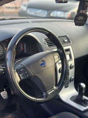Melns Volvo C30 2007 Pabradė, ar dzinēja tilpumu 1.60 L un nobraukumu 357 tūkst. km par 3000 €, foto 11 vietnē AUTOMOTO.COM.LV