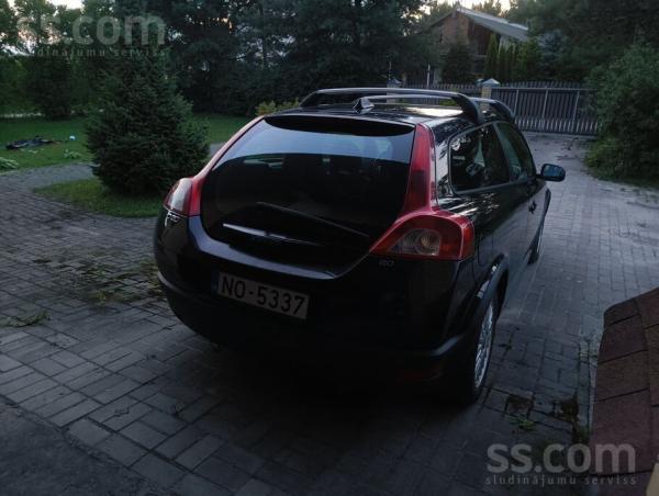 Melns Volvo C30 2007 Jelgava, ar dzinēja tilpumu 2.00 L un nobraukumu 300 tūkst. km par 2850 €, foto 3 vietnē AUTOMOTO.COM.LV