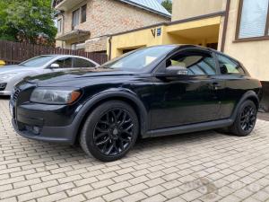 Черный Вольво Ц30 2007 в Рига, объемом двигателя 1.60 л и пробегом 267 тыс. км за 2750 €, фото  на AUTOMOTO.COM.LV