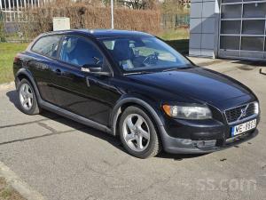 Melns Volvo C30 2008 Rīga, ar dzinēja tilpumu 2.00 L un nobraukumu 226 tūkst. km par 4000 €, foto 7 vietnē AUTOMOTO.COM.LV