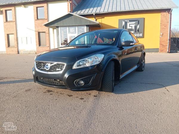 Melns Volvo C30 2008 Viļņa, ar dzinēja tilpumu 1.60 L un nobraukumu 380 tūkst. km par 1450 €, foto 1 vietnē AUTOMOTO.COM.LV