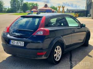Melns Volvo C30 2008 Rīga, ar dzinēja tilpumu 1.60 L un nobraukumu 296 tūkst. km par 2450 €, foto 9 vietnē AUTOMOTO.COM.LV