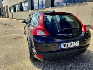 Melns Volvo C30 2008 Rīga, ar dzinēja tilpumu 1.60 L un nobraukumu 296 tūkst. km par 2450 €, foto 19 vietnē AUTOMOTO.COM.LV