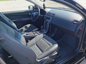 Melns Volvo C30 2008 Šauļi, ar dzinēja tilpumu 1.80 L un nobraukumu 332 tūkst. km par 1800 €, foto 13 vietnē AUTOMOTO.COM.LV
