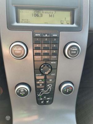 Melns Volvo C30 2008 Šauļi, ar dzinēja tilpumu 1.80 L un nobraukumu 332 tūkst. km par 1800 €, foto 22 vietnē AUTOMOTO.COM.LV