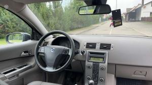 Black Volvo C30 2008 in Silute, with an engine capacity of 1.56 L and mileage of 348 thousand km for 1199 €, photo 13 on AUTOMOTO.COM.LV