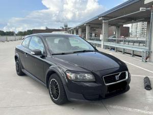 Black Volvo C30 2008 in Vilnius, with an engine capacity of 1.56 L and mileage of 317 thousand km for 640 €, photo  on AUTOMOTO.COM.LV