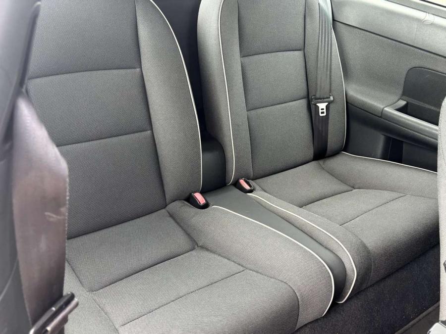 Black Volvo C30 2008 in Vilnius, with an engine capacity of 1.56 L and mileage of 317 thousand km for 640 €, photo 18 on AUTOMOTO.COM.LV