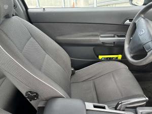 Black Volvo C30 2008 in Vilnius, with an engine capacity of 1.56 L and mileage of 317 thousand km for 640 €, photo 19 on AUTOMOTO.COM.LV