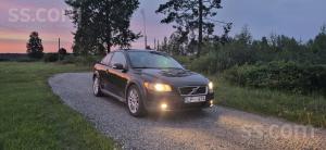Черный Вольво Ц30 2008 в Рига, объемом двигателя 1.60 л и пробегом 226 тыс. км за 1750 €, фото 3 на AUTOMOTO.COM.LV