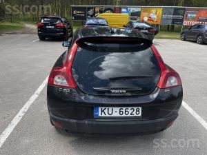 Черный Вольво Ц30 2008 в Рига, объемом двигателя 2.40 л и пробегом 250 тыс. км за 3500 €, фото 3 на AUTOMOTO.COM.LV
