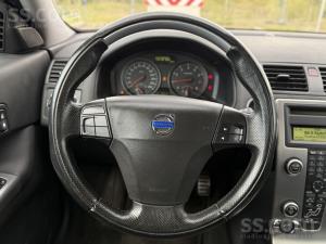 Черный Вольво Ц30 2008 в Лиепая, объемом двигателя 1.80 л и пробегом 226 тыс. км за 3900 €, фото 13 на AUTOMOTO.COM.LV