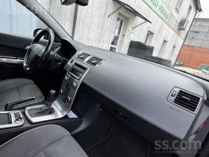 Черный Вольво Ц30 2009 в Даугавпилс, объемом двигателя 1.60 л и пробегом 0 тыс. км за 3590 €, фото 14 на AUTOMOTO.COM.LV