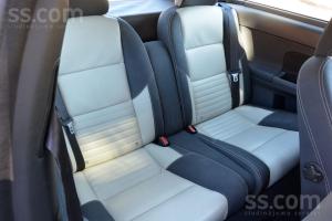 Black Volvo C30 2009 in Riga, with an engine capacity of 2.40 L and mileage of 313 thousand km for 3999 €, photo 18 on AUTOMOTO.COM.LV