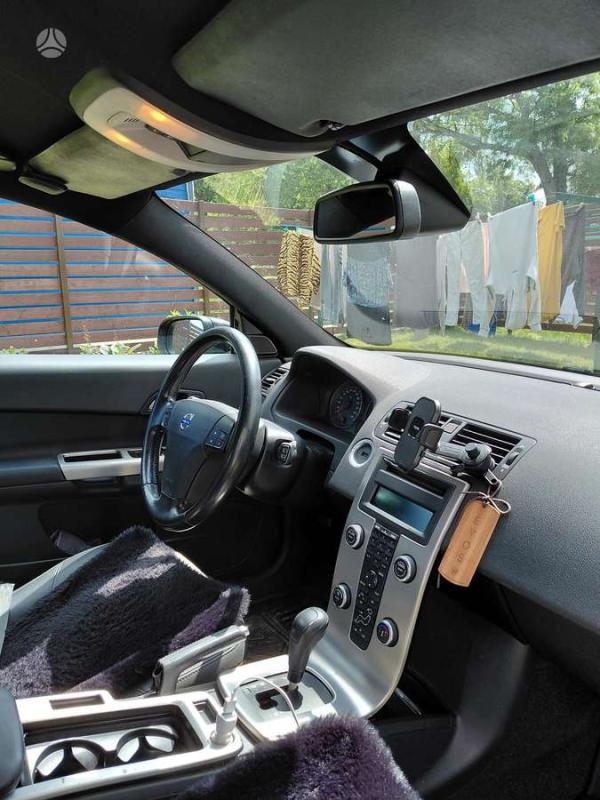 Melns Volvo C30 2009 Kazlų Rūda, ar dzinēja tilpumu 2.00 L un nobraukumu 222 tūkst. km par 4000 €, foto 6 vietnē AUTOMOTO.COM.LV