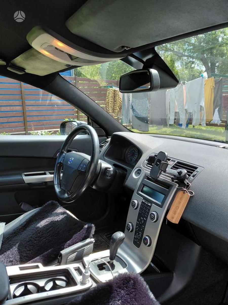 Melns Volvo C30 2009 Kazlų Rūda, ar dzinēja tilpumu 2.00 L un nobraukumu 222 tūkst. km par 4000 €, foto 7 vietnē AUTOMOTO.COM.LV