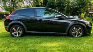 Melns Volvo C30 2009 Rīga, ar dzinēja tilpumu 2.40 L un nobraukumu 269 tūkst. km par 3650 €, foto 5 vietnē AUTOMOTO.COM.LV
