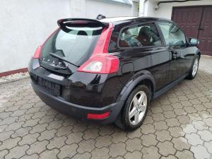 Melns Volvo C30 2009 Radviliškis, ar dzinēja tilpumu 2.00 L un nobraukumu 207 tūkst. km par 4700 €, foto 5 vietnē AUTOMOTO.COM.LV
