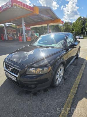 Melns Volvo C30 2009 Rīga, ar dzinēja tilpumu 1.60 L un nobraukumu 278 tūkst. km par 2350 €, foto 3 vietnē AUTOMOTO.COM.LV