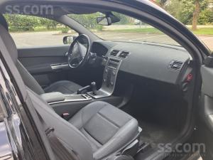 Black Volvo C30 2009 in Bauska, with an engine capacity of 1.60 L and mileage of 232 thousand km for 2450 €, photo 8 on AUTOMOTO.COM.LV