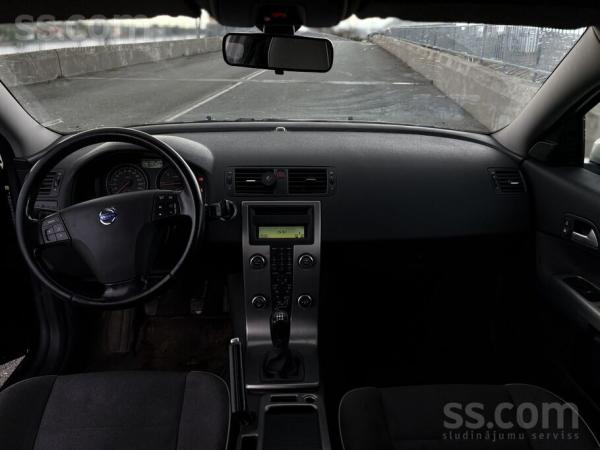 Melns Volvo C30 2009 Rīga, ar dzinēja tilpumu 1.60 L un nobraukumu 367 tūkst. km par 2050 €, foto 9 vietnē AUTOMOTO.COM.LV