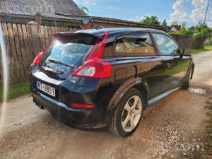 Melns Volvo C30 2010 Jelgava, ar dzinēja tilpumu 1.60 L un nobraukumu 249 tūkst. km par 4200 €, foto 4 vietnē AUTOMOTO.COM.LV