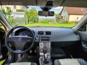 Melns Volvo C30 2010 Jelgava, ar dzinēja tilpumu 1.60 L un nobraukumu 249 tūkst. km par 4200 €, foto 10 vietnē AUTOMOTO.COM.LV