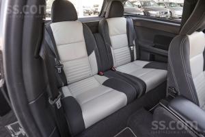 Black Volvo C30 2010 in Riga, with an engine capacity of 2.00 L and mileage of 323 thousand km for 5990 €, photo 10 on AUTOMOTO.COM.LV