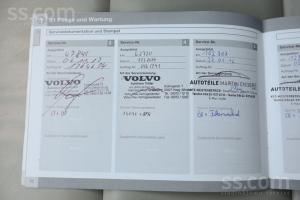 Black Volvo C30 2010 in Riga, with an engine capacity of 2.00 L and mileage of 323 thousand km for 5990 €, photo 19 on AUTOMOTO.COM.LV
